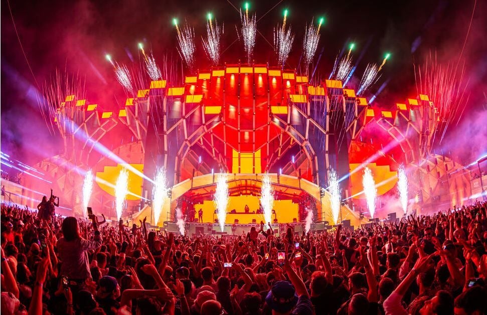 Camping, Beach & Party: Das Drumherum beim Electric Love 2025 - oe24.at
