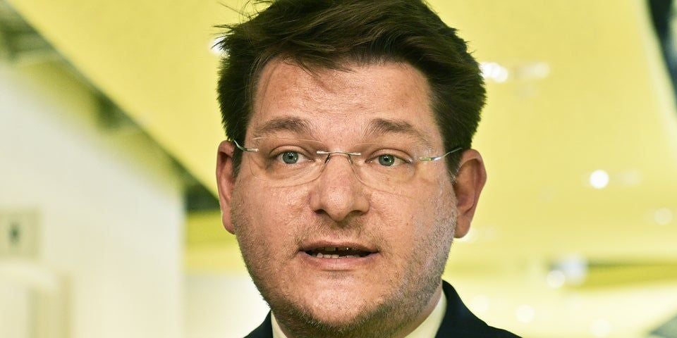 Klagenfurter Uni-Rektor sperrt Ungeimpfte aus - oe24.at
